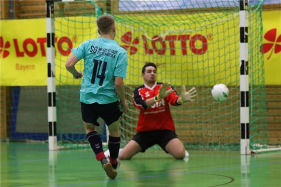 Live aus Mellrichstadt: Mellrichstadt/Frickenhausen fährt nach Rimpar ...